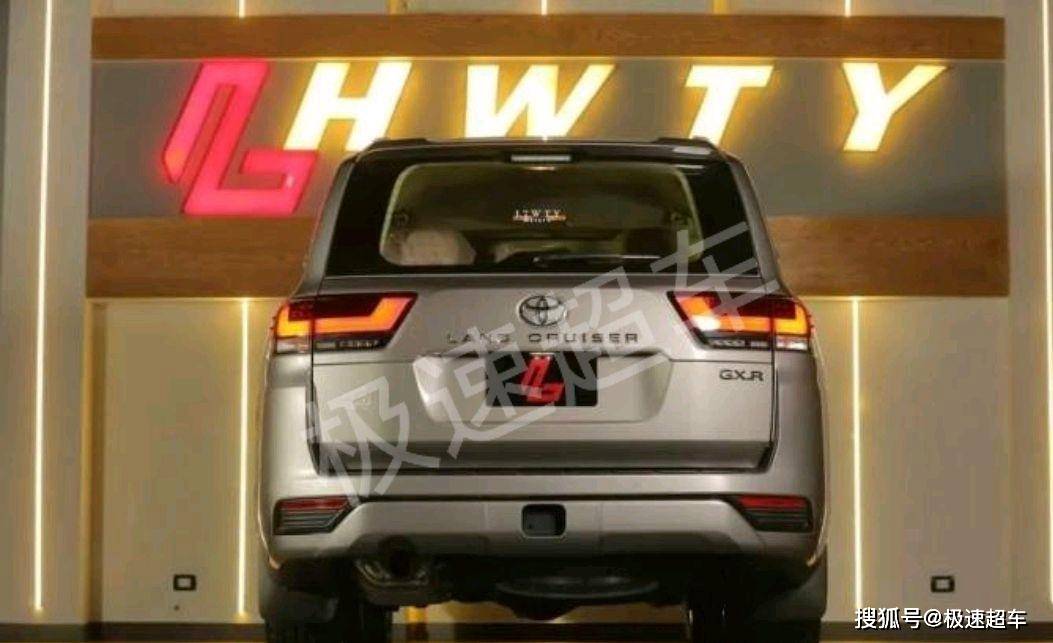 2023兰德酷路泽曝光，质感一流，黑色轮毂+空气悬挂，双涡轮V6+10AT_搜狐汽车_搜狐网