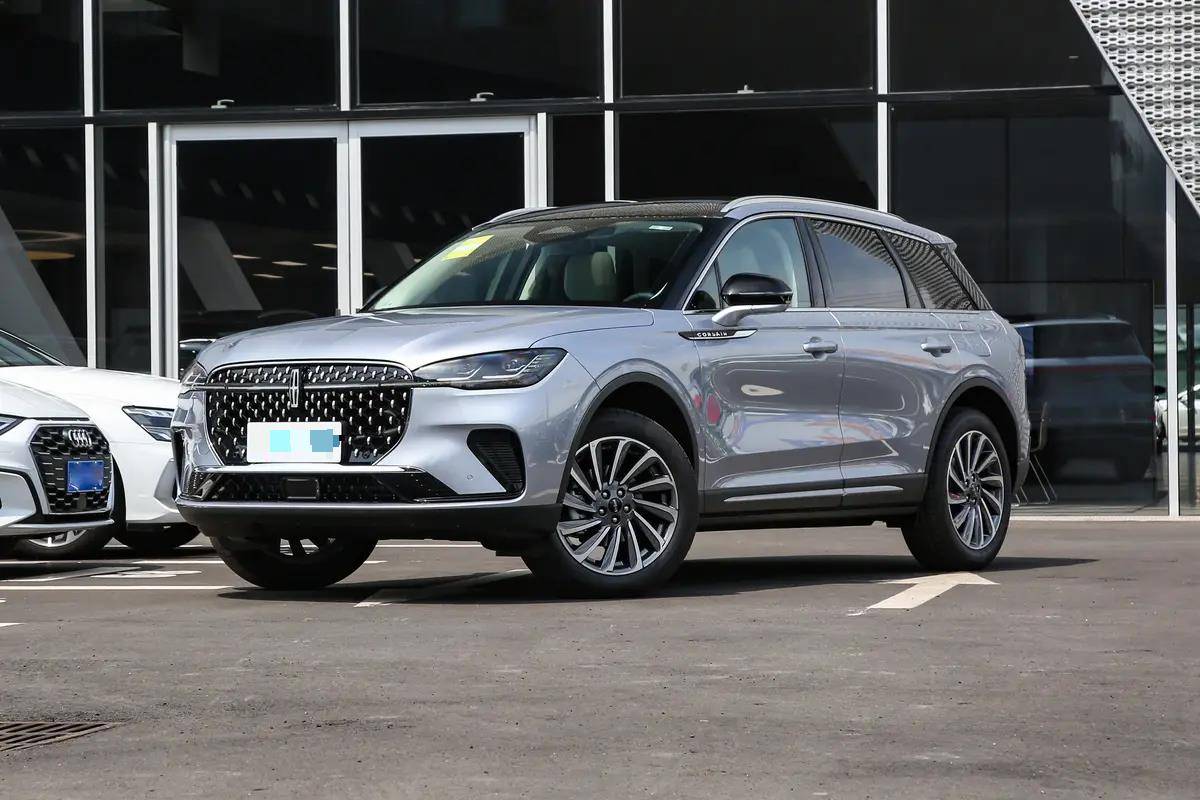 全新林肯冒险家PK凯迪拉克XT4，纯正美式豪华SUV角逐拉响_搜狐汽车_搜狐网