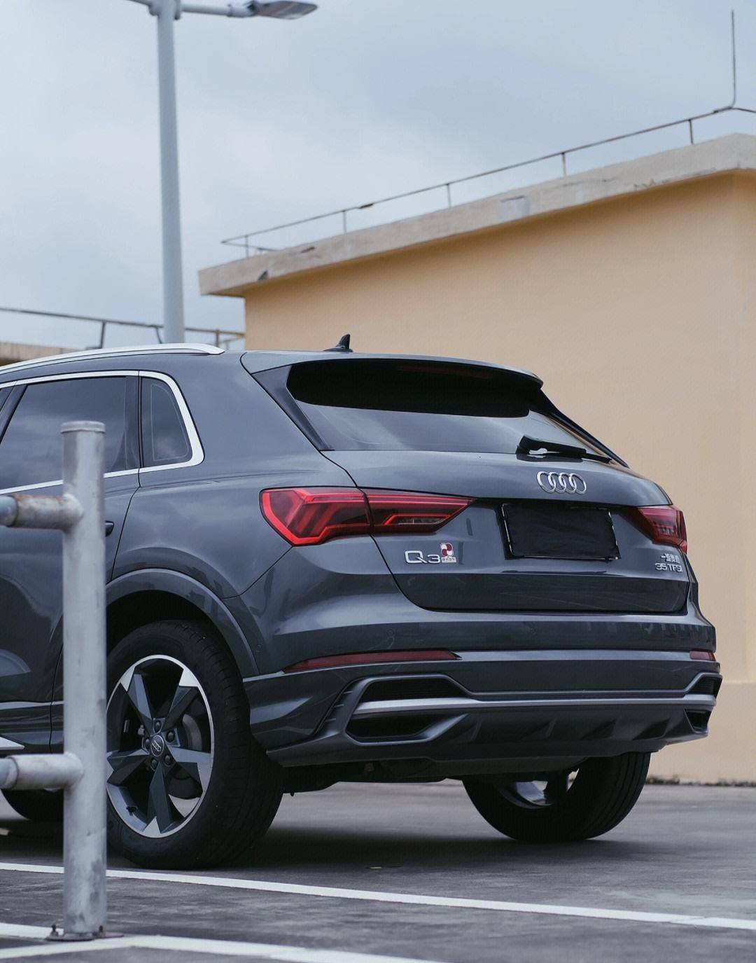 新“奥迪Q3”现车到店！外观不廉价，配置升级，搭1.5T EVO引擎_搜狐汽车_搜狐网