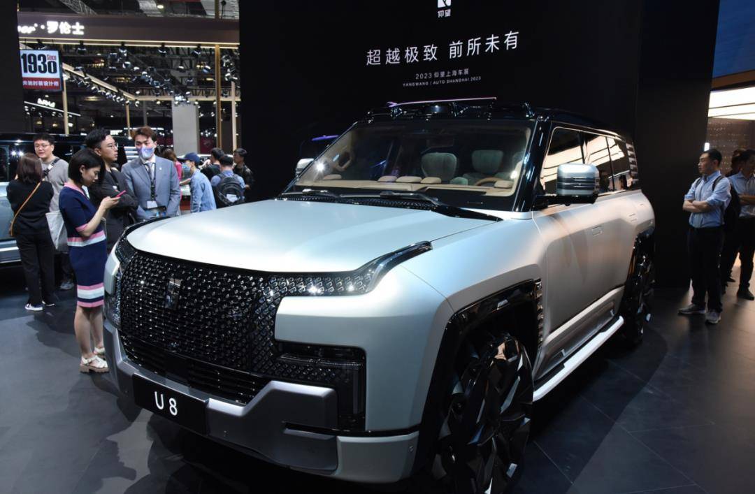 比亚迪巅峰之作，新能源的顶尖技术，109.8万，仰望U8值不值？_搜狐汽车_搜狐网