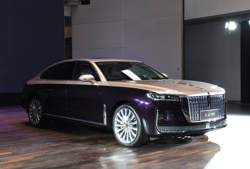 红旗H9到底什么档次？看看旁边的奥迪A6，对比下“黯然失色”_搜狐汽车_搜狐网