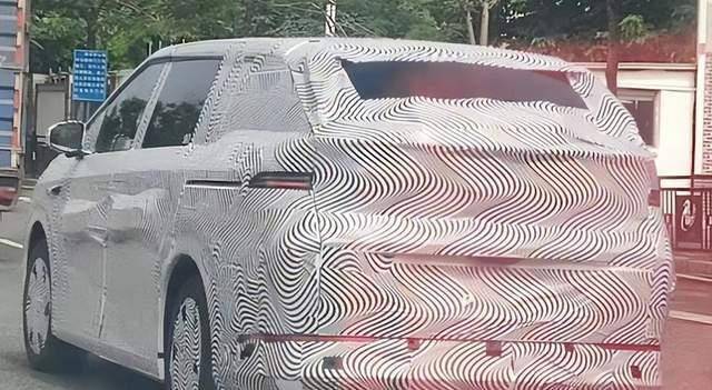 叫板腾势D9！小鹏首款MPV官宣，取名“X9”，第四季度上市_搜狐汽车_搜狐网