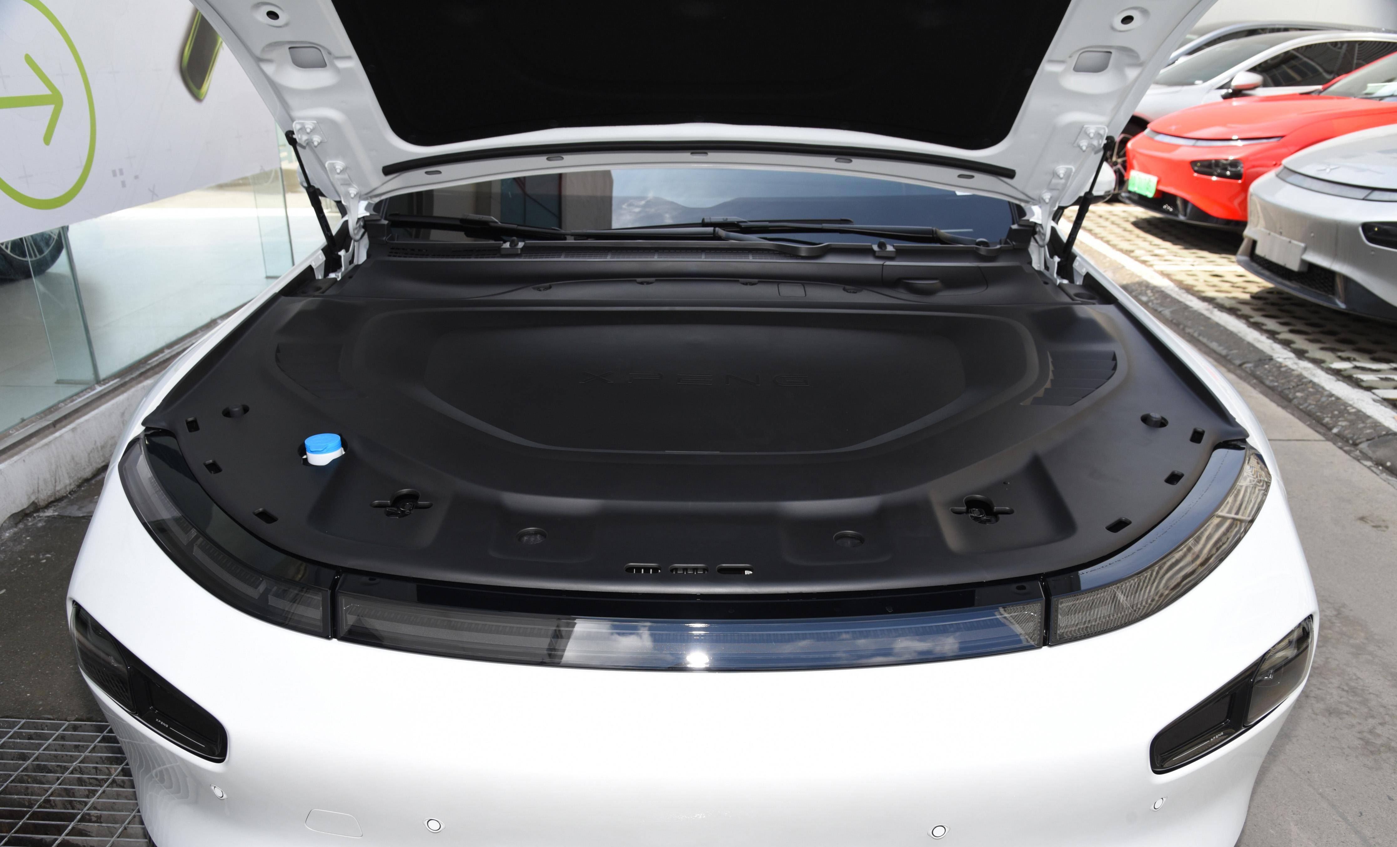 新车-小鹏P7 P7i 702 Pro 更耐看、更好开的新能源中型车_搜狐汽车_搜狐网