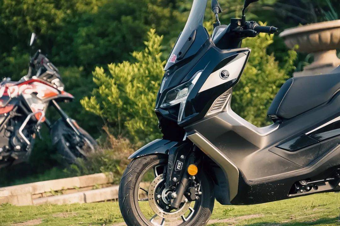 7项升级再降千元：全网首测2023款VOGE SR150GT_搜狐汽车_搜狐网