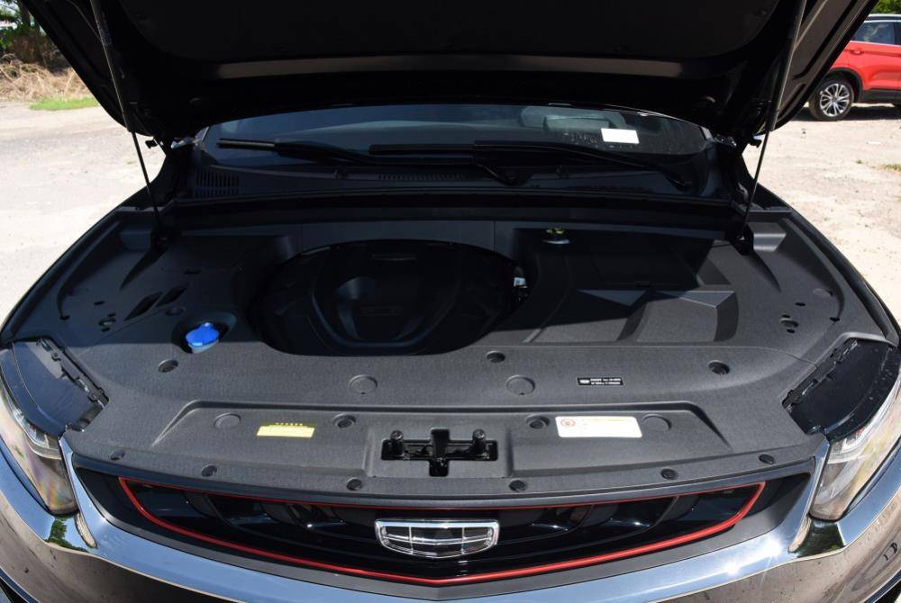 这款吉利SUV限量卖，238马力＋爱信8AT！还带BOSE音响_搜狐汽车_搜狐网