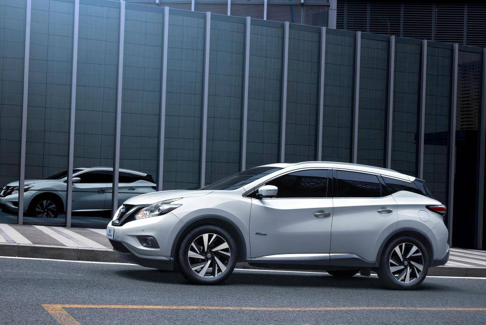 日产最厚道的中型SUV，轴距2830mm真皮5座，2.5T四驱245匹_搜狐汽车_搜狐网