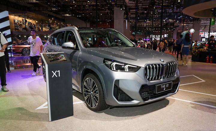 燃油车中的钉子户！奔驰GLB与宝马X1力抗新能源，谁能留住用户？_搜狐汽车_搜狐网