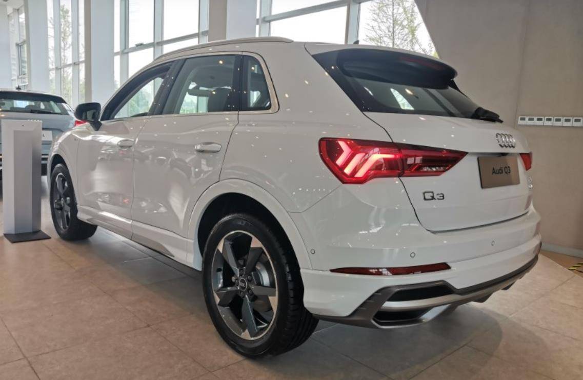 换1.5T价格小涨，起步超27万的奥迪Q3，拿啥对标Model Y？_搜狐汽车_搜狐网