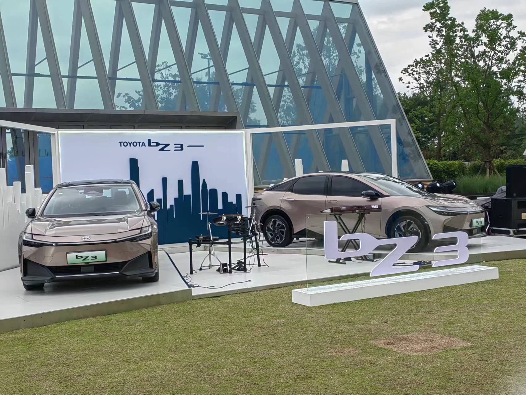 W体验｜美好初夏，bZ3作伴，来一场关于“爱与自由”的旅行_搜狐汽车_搜狐网