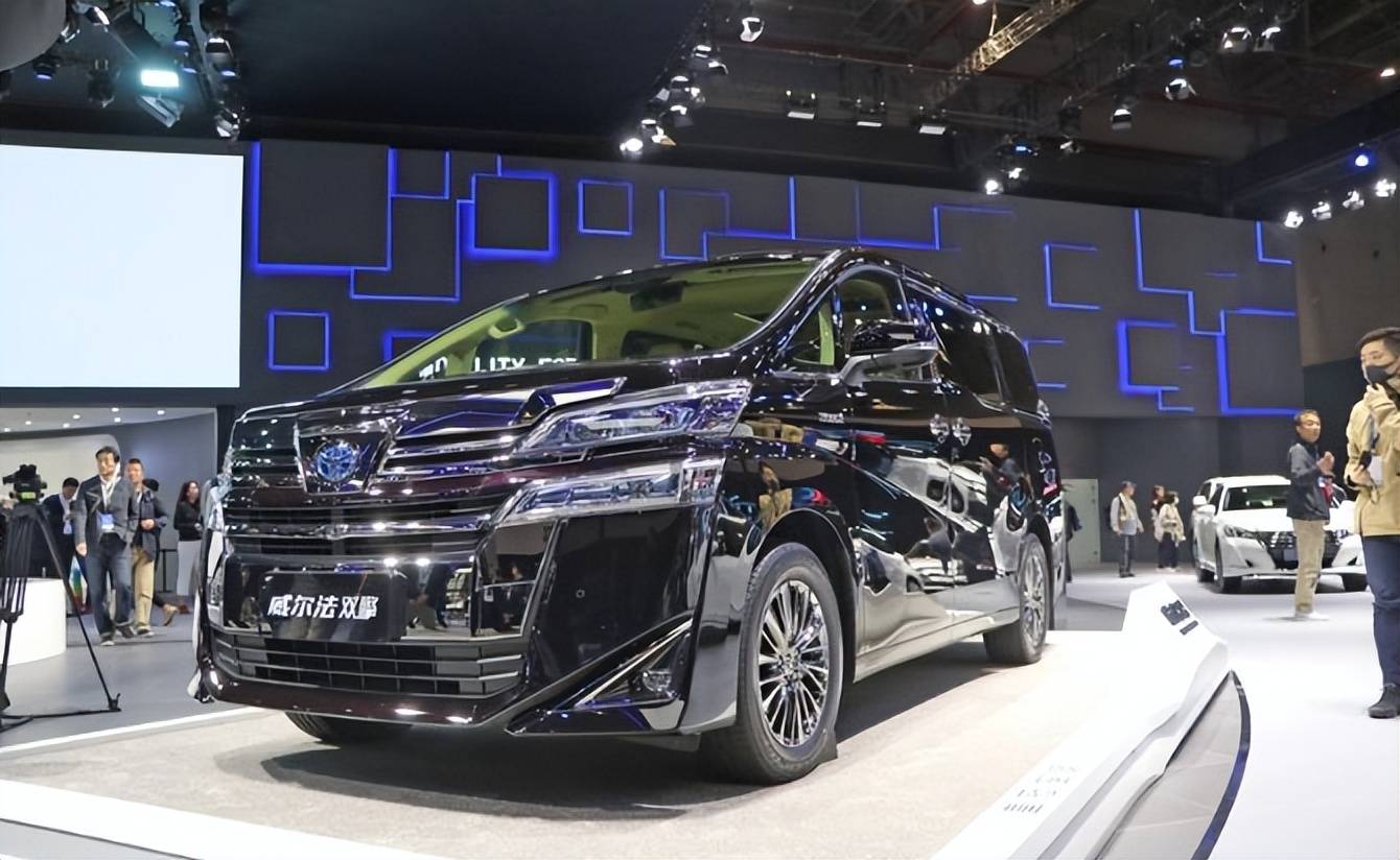 新一代丰田埃尔法曝光，或升级TNGA，还是高端MPV的最佳选择吗？_搜狐汽车_搜狐网