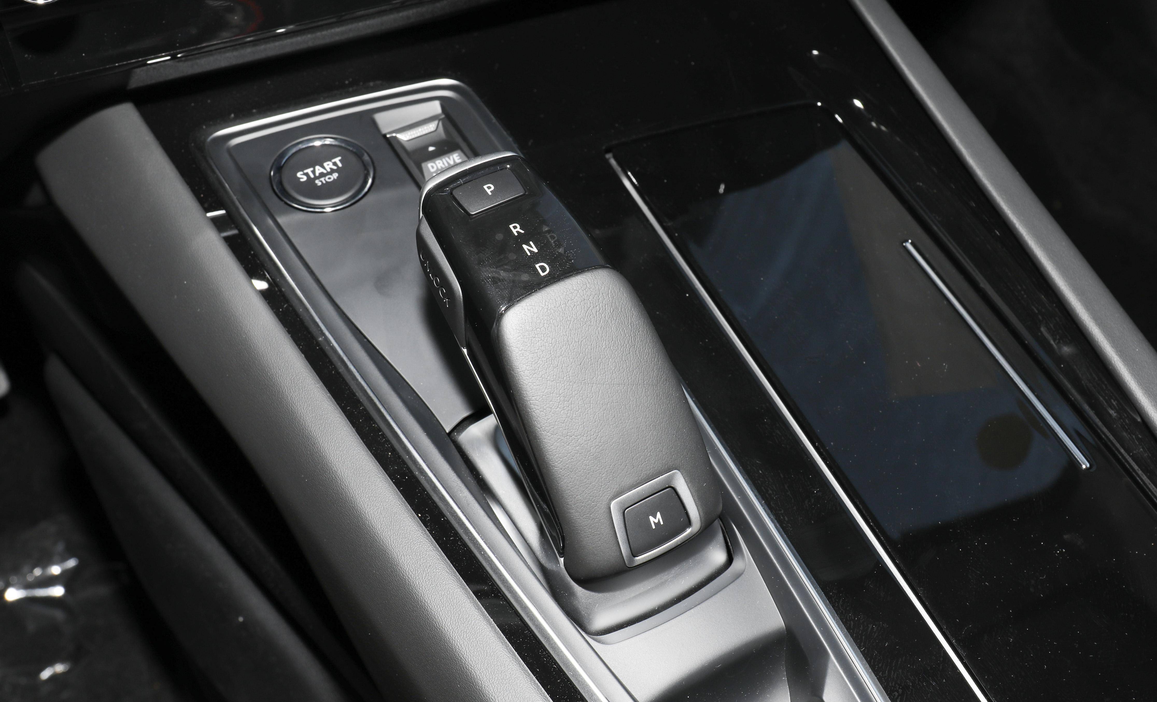 被遗忘的B级车，不到16万起，三大件均属精品，标致508L不香吗？_搜狐汽车_搜狐网