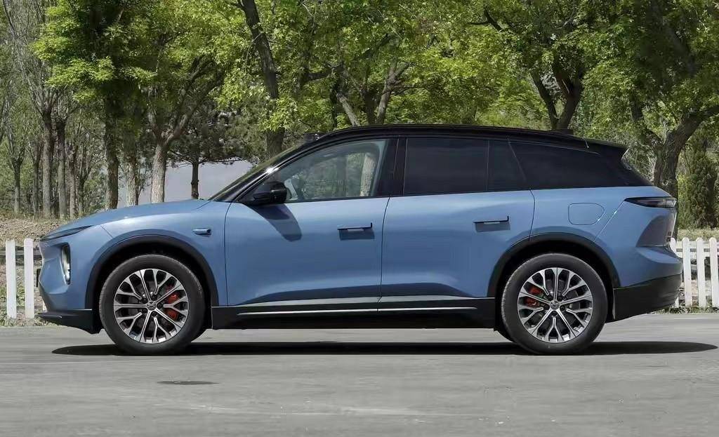 全新蔚来ES6：4.5秒破百，最高续航625km，顶配42.6万，值吗？_搜狐汽车_搜狐网