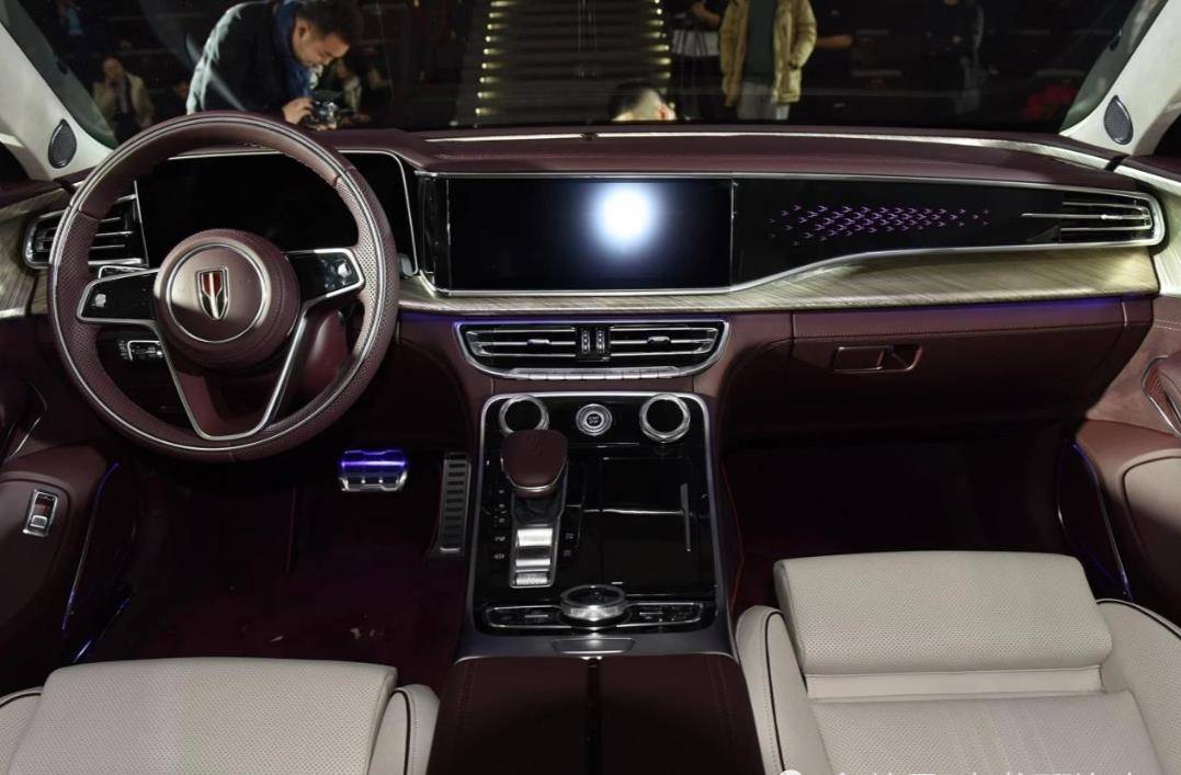 看到这台红旗H9才知道什么是中国设计，3.0T＋8AT，气场太强大_搜狐汽车_搜狐网