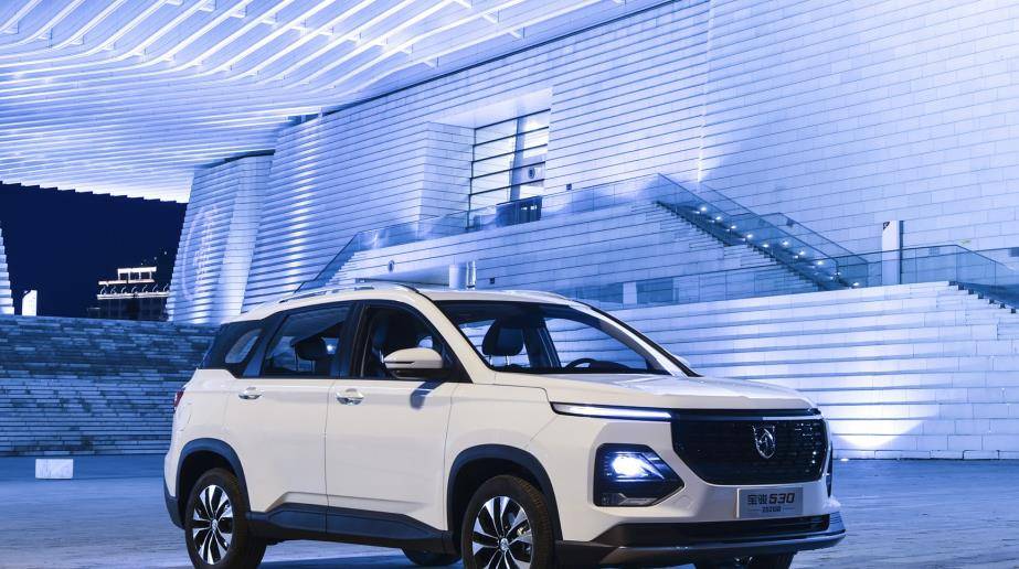 “合资”suv宝骏530！长近4米7＋8AT，比奇骏宽敞，7.78万起_搜狐汽车_搜狐网