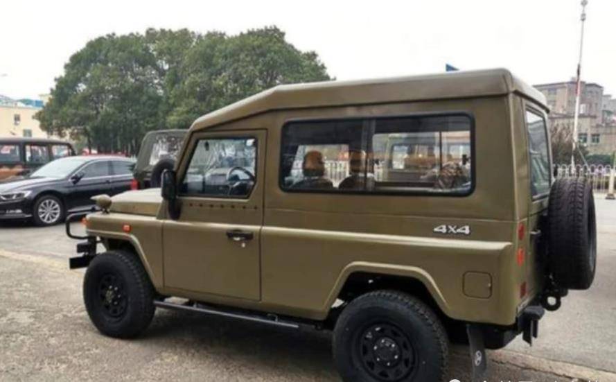 双门版“BJ212”上市，铆钉车身，战斗力十足，内饰迎来蜕变！_搜狐汽车_搜狐网