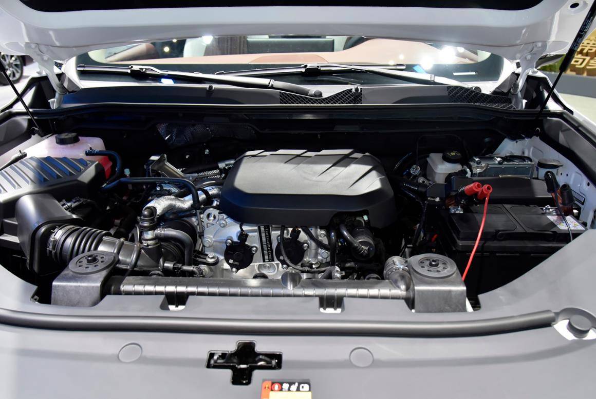 超5米大块头，261马力配采埃孚8AT，有它还盯着坦克300？_搜狐汽车_搜狐网