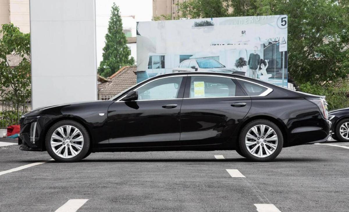 奔驰E级不香了，全新凯迪拉克CT6不到36万起，空间大又豪华_搜狐汽车_搜狐网