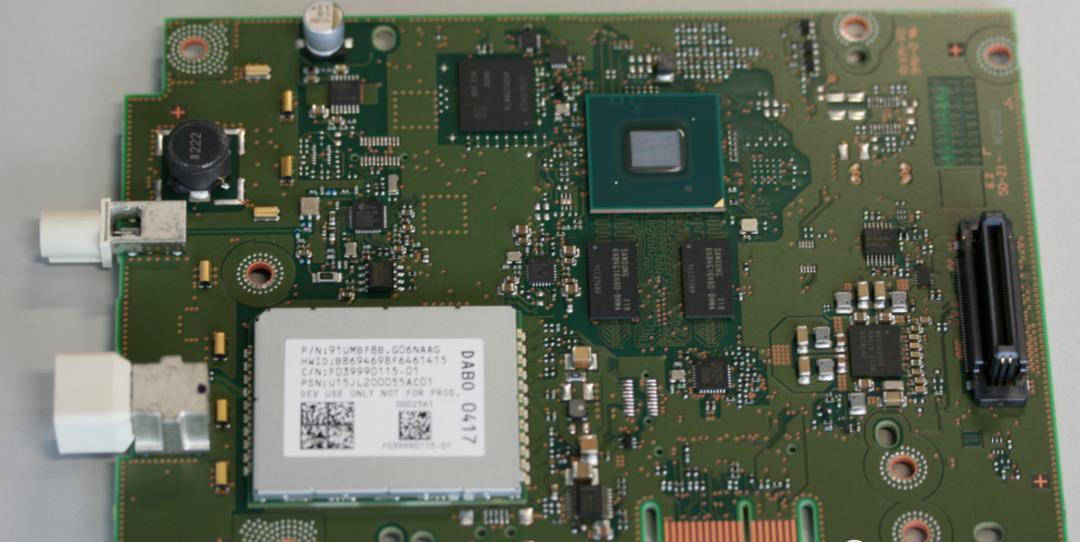 全球首发高通第四代座舱旗舰SA8295P量产车型：奔驰新E级_搜狐汽车_搜狐网