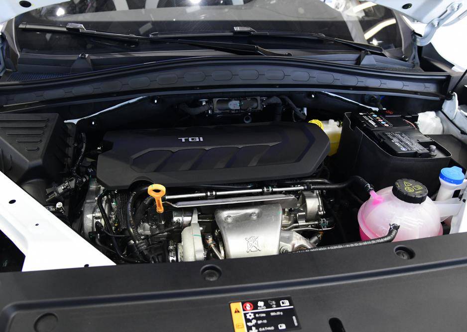 14.98万起的国产SUV，开出20万级合资感觉，2.0T爆231马力_搜狐汽车_搜狐网