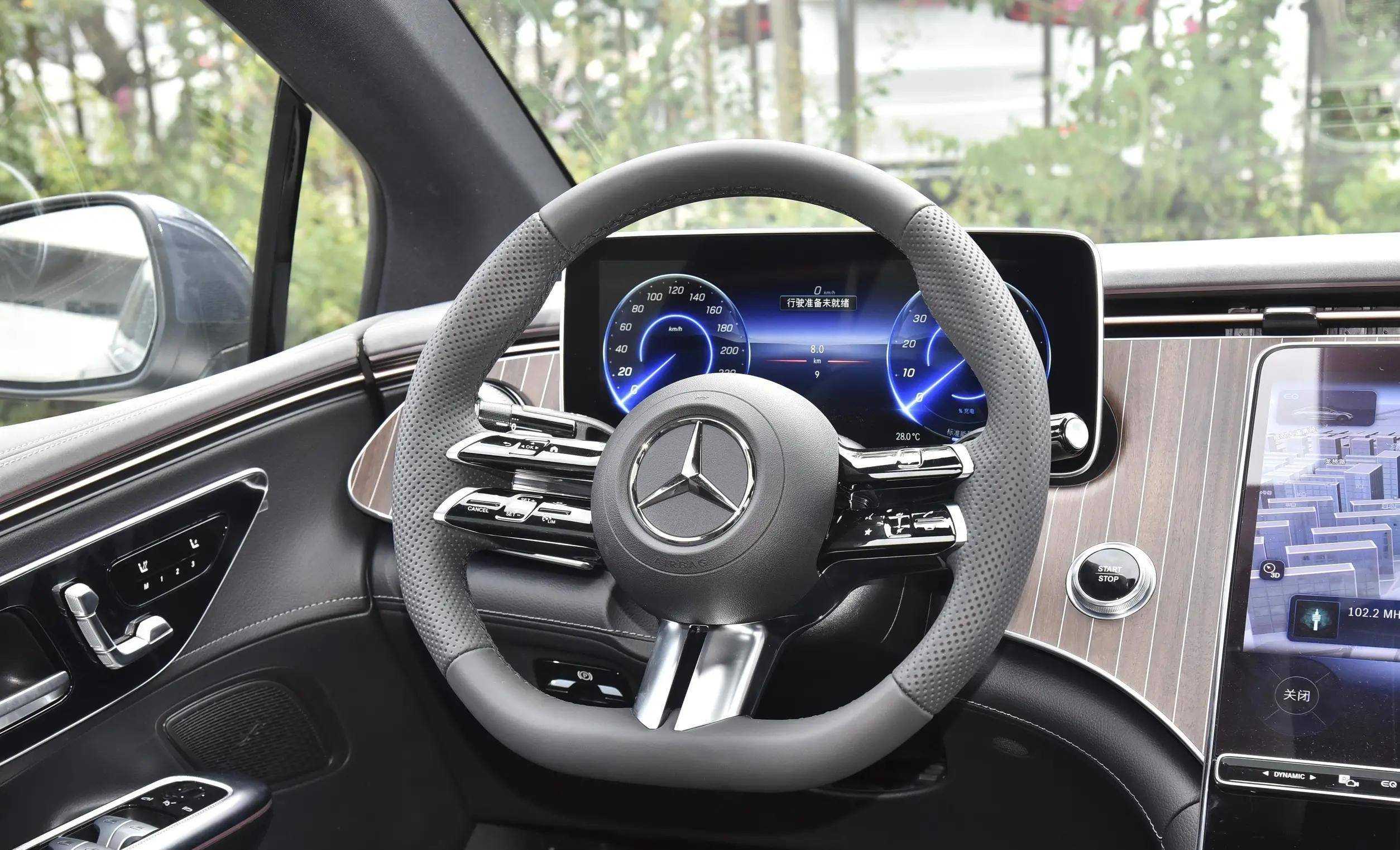 实拍评测奔驰EQE，续航752公里，百公里加速6.7秒，整体如何？_搜狐汽车_搜狐网