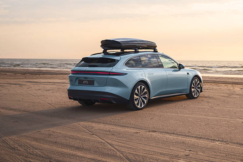 BaaS购车22.8万元起，与标准版同价！ET5旅行版能「爆」吗？_搜狐汽车_搜狐网