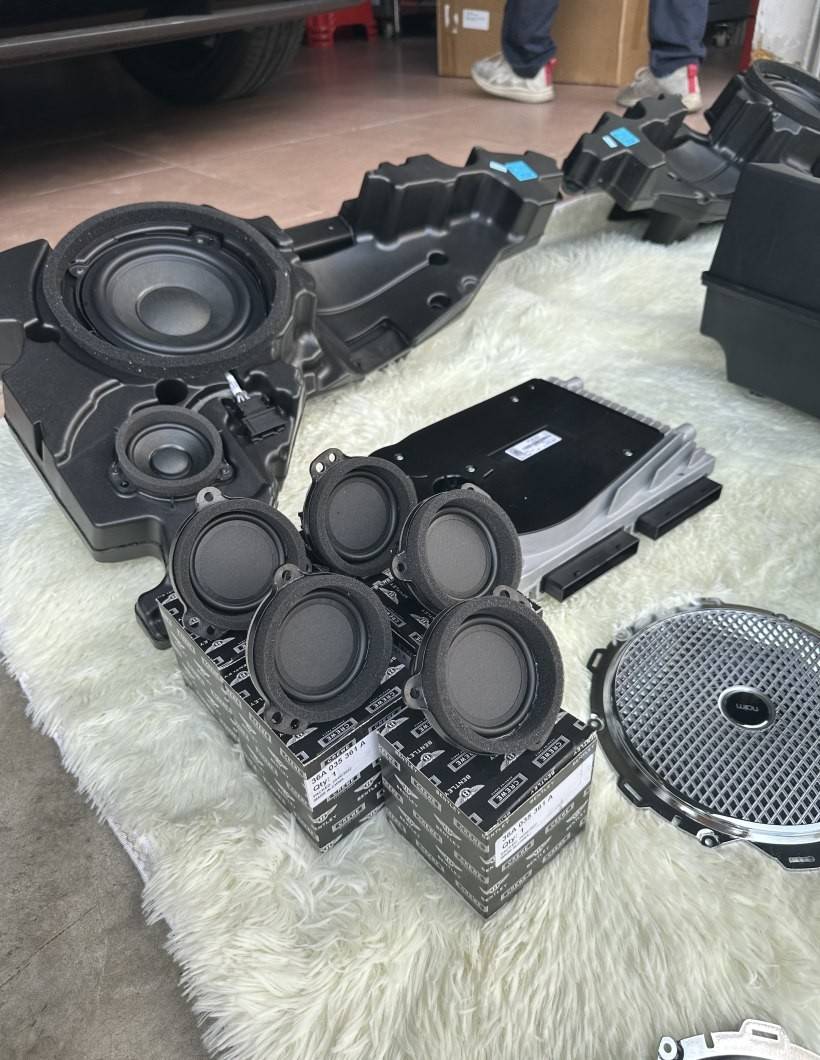 宾利添越升级ACC自适应巡航+抬头显示HUD+Naim音响案例分享_搜狐汽车_搜狐网