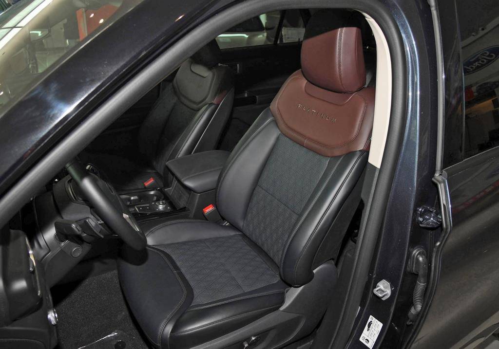 2.3T＋10AT！这台中大型SUV操控一流，空间很大，比大众揽境还香_搜狐汽车_搜狐网