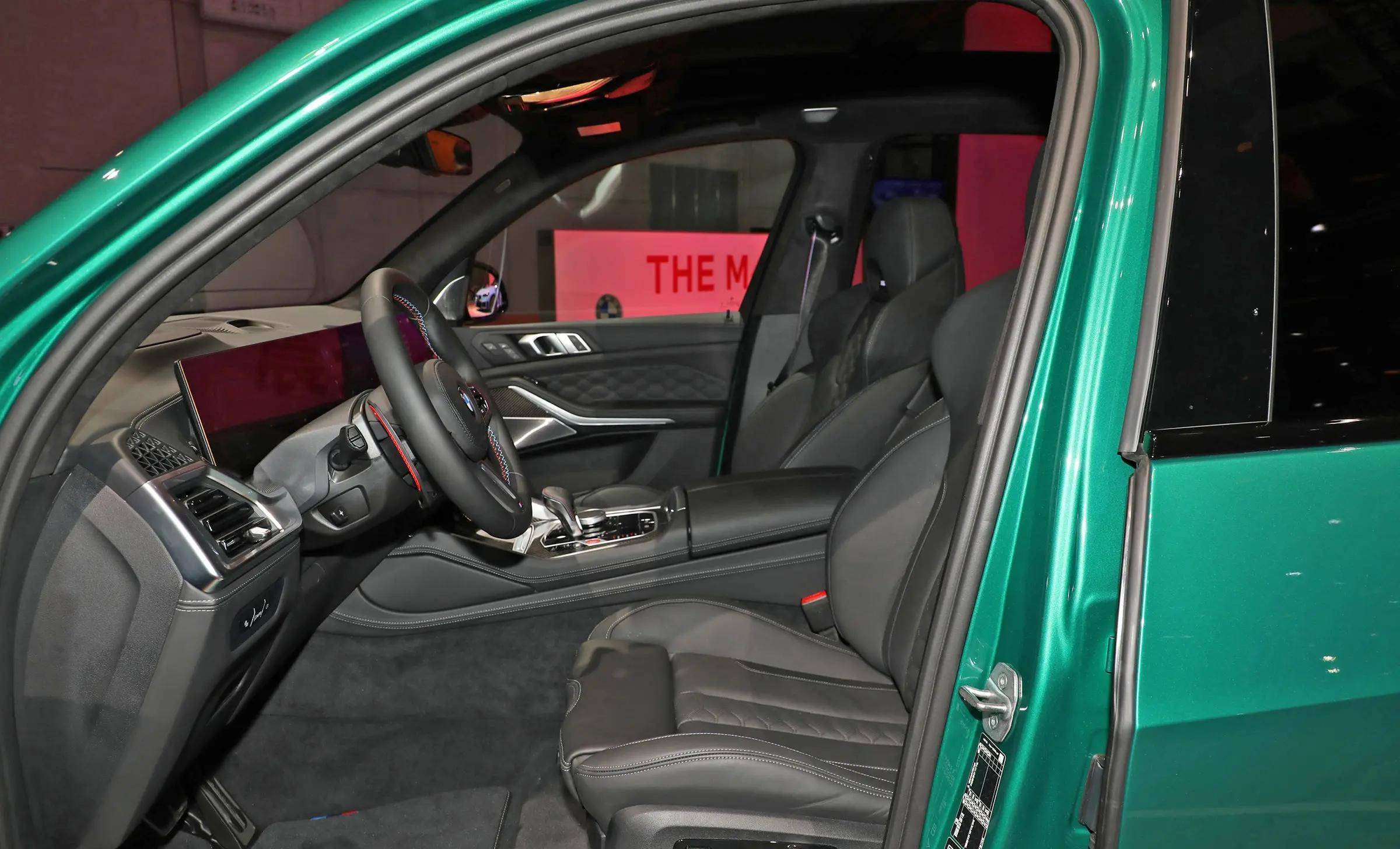 2023款宝马X5 M雷霆版上市，4.4T+8AT，售价144.89万元_搜狐汽车_搜狐网