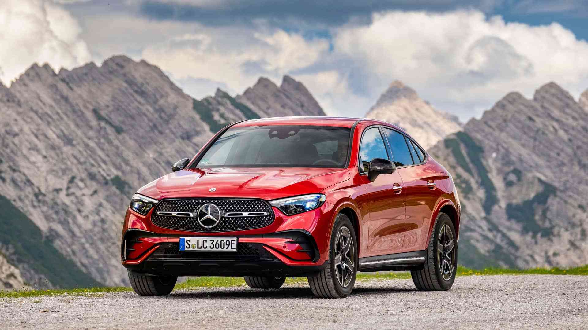 纯电续航最高131km 奔驰GLC轿跑插混版实车亮相 配空气悬架_搜狐汽车_搜狐网