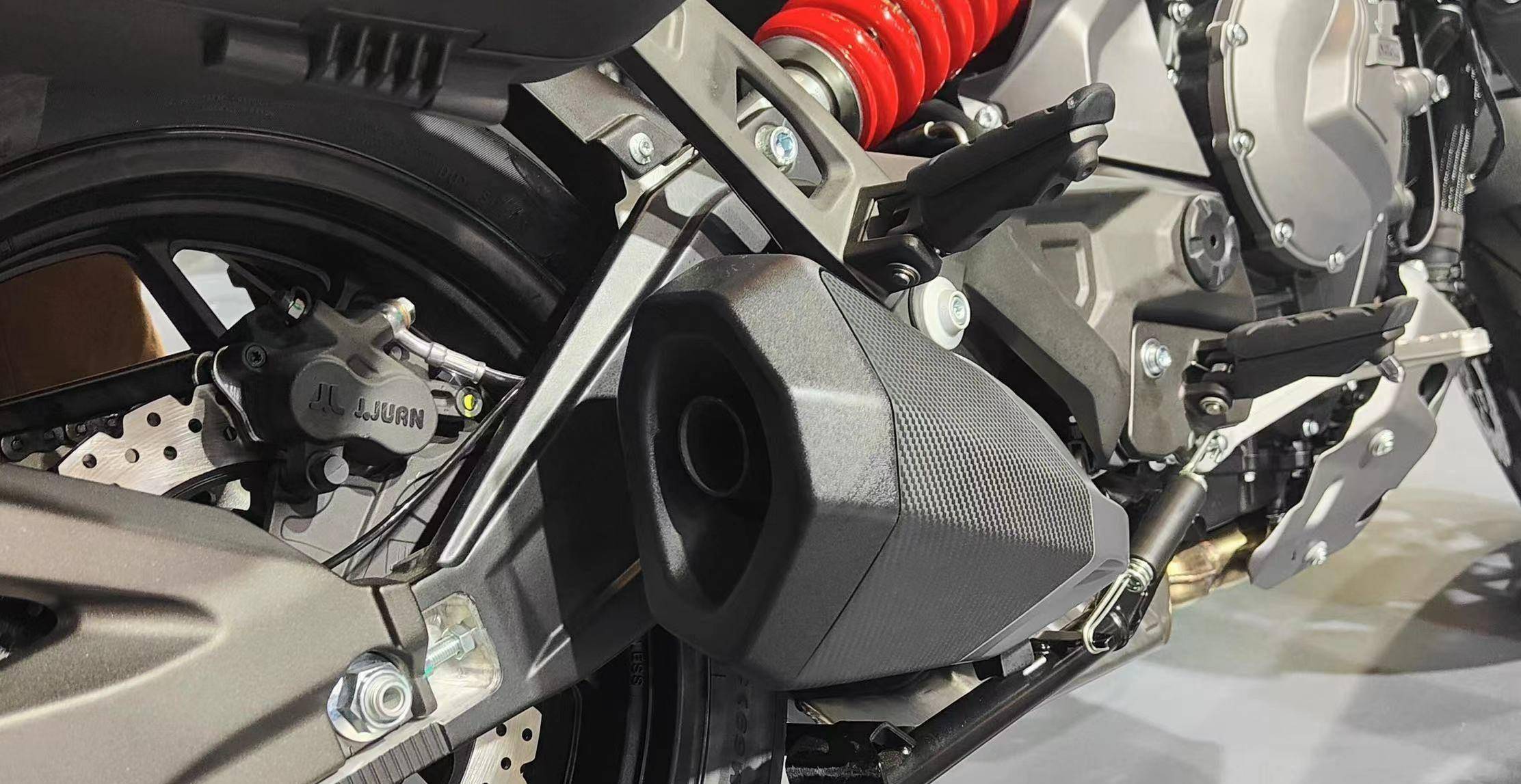 售价4.78万，动力配置兼得的拉力车型23款赛科龙RX650来了！_搜狐汽车_搜狐网