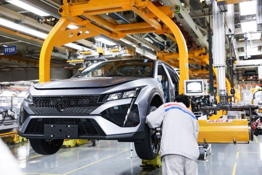 标致408X即将在日本上市，搭载1.2T发动机，起售价21.75万元_搜狐汽车_搜狐网