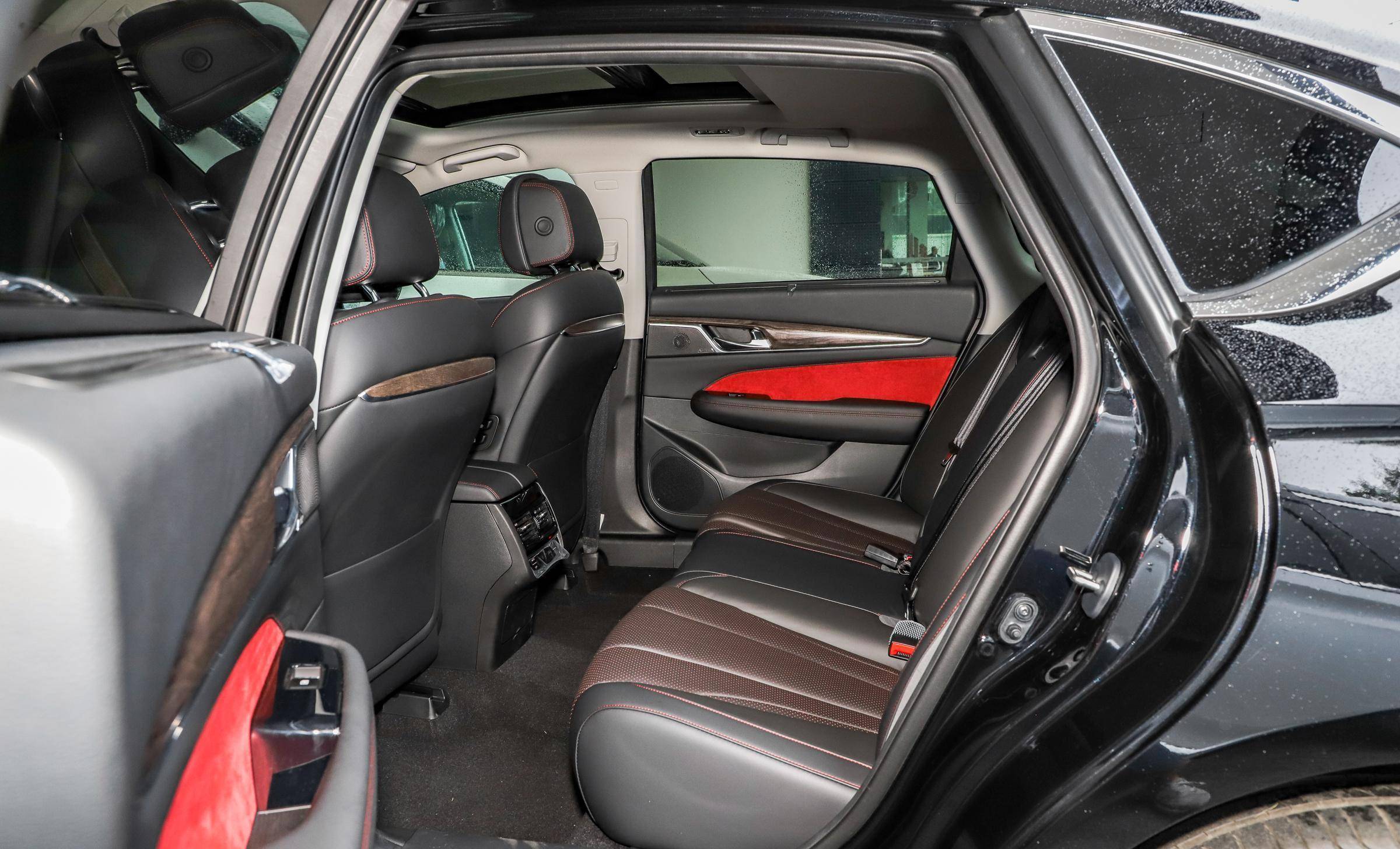 太惨了！定位中大型车，15.68万起，2.0T+爱信6AT，5月卖出6辆_搜狐汽车_搜狐网