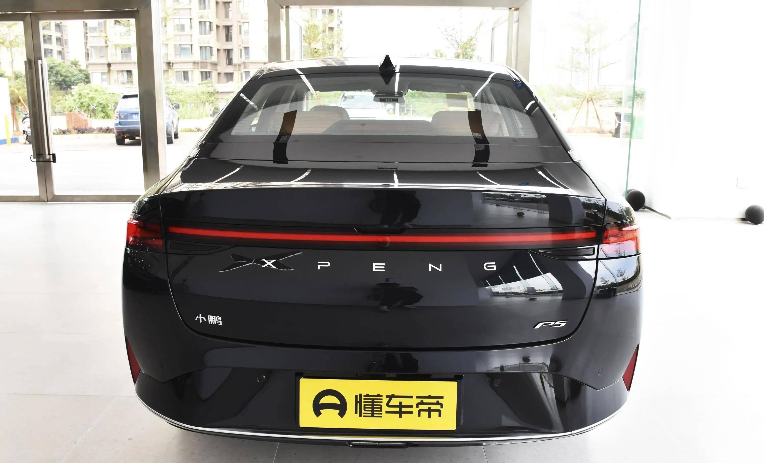 小鹏P5外观时尚，7.5秒破百，纯电续航450km_搜狐汽车_搜狐网