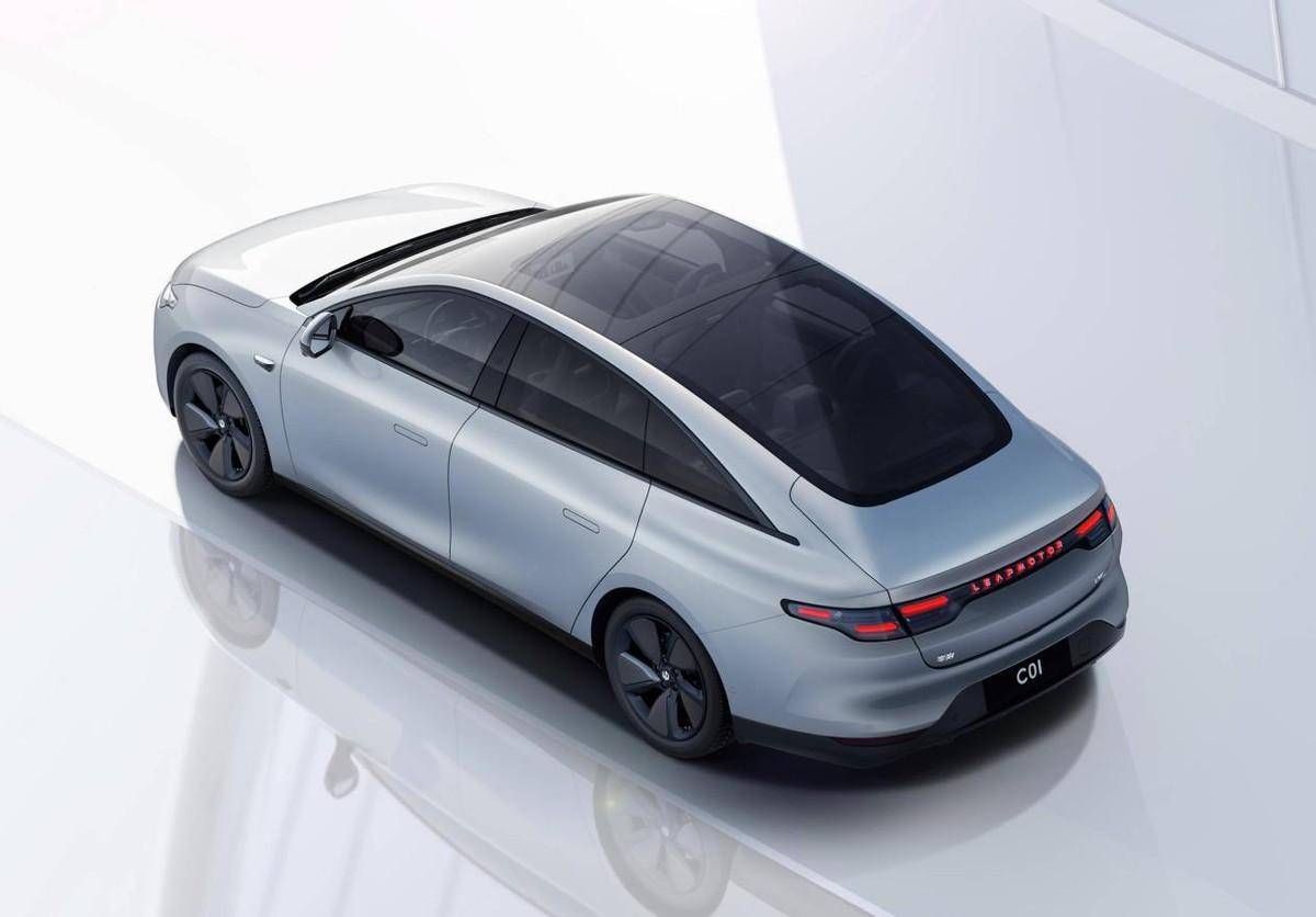 15万级主流纯电家轿之争 零跑C01对比比亚迪秦plus ev_搜狐汽车_搜狐网