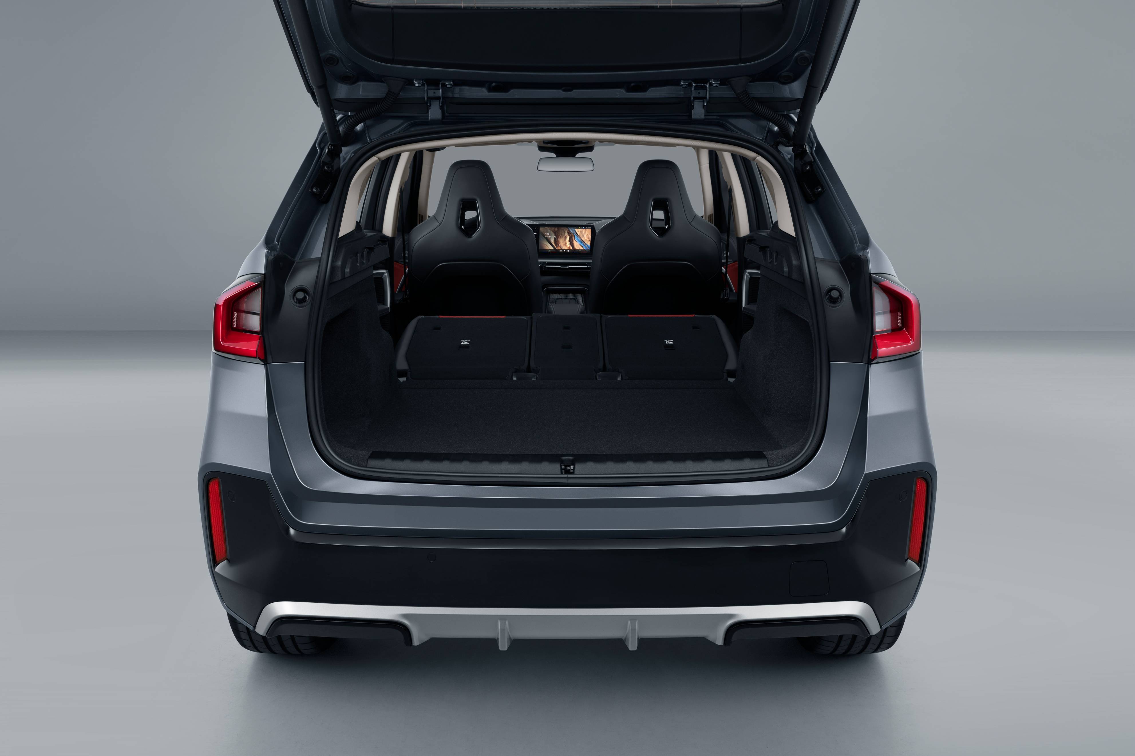 新车开箱|颜值俩空间大，跟着全新BMW X1玩转户外露营_搜狐汽车_搜狐网