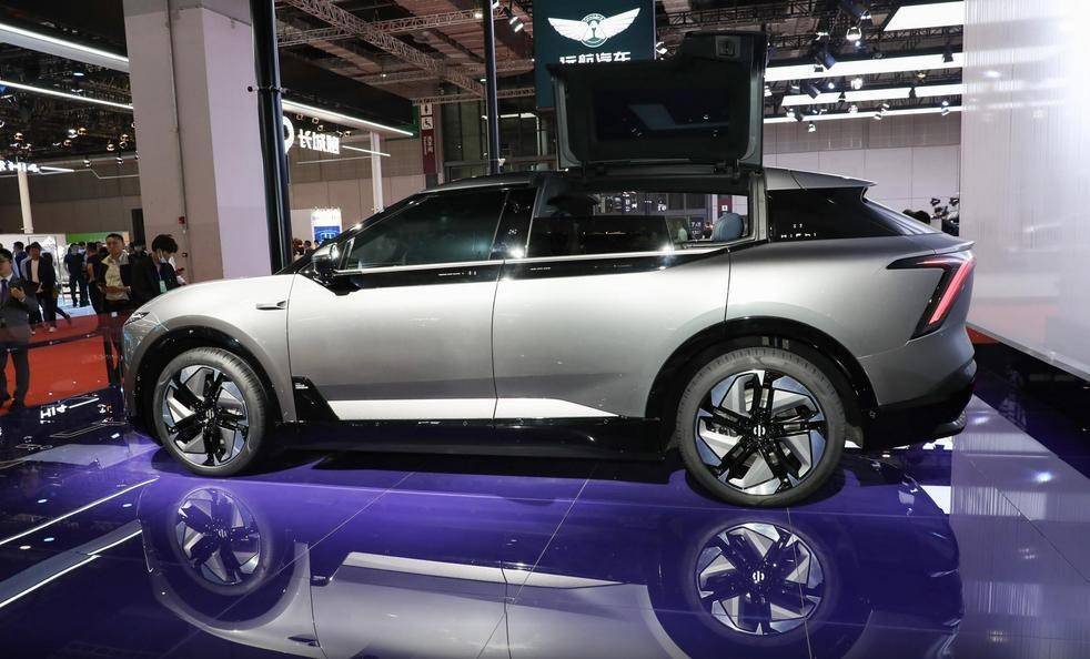 是花里胡哨还是匠心品质？预售36.9万起，高合HiPhi Y即将上市_搜狐汽车_搜狐网