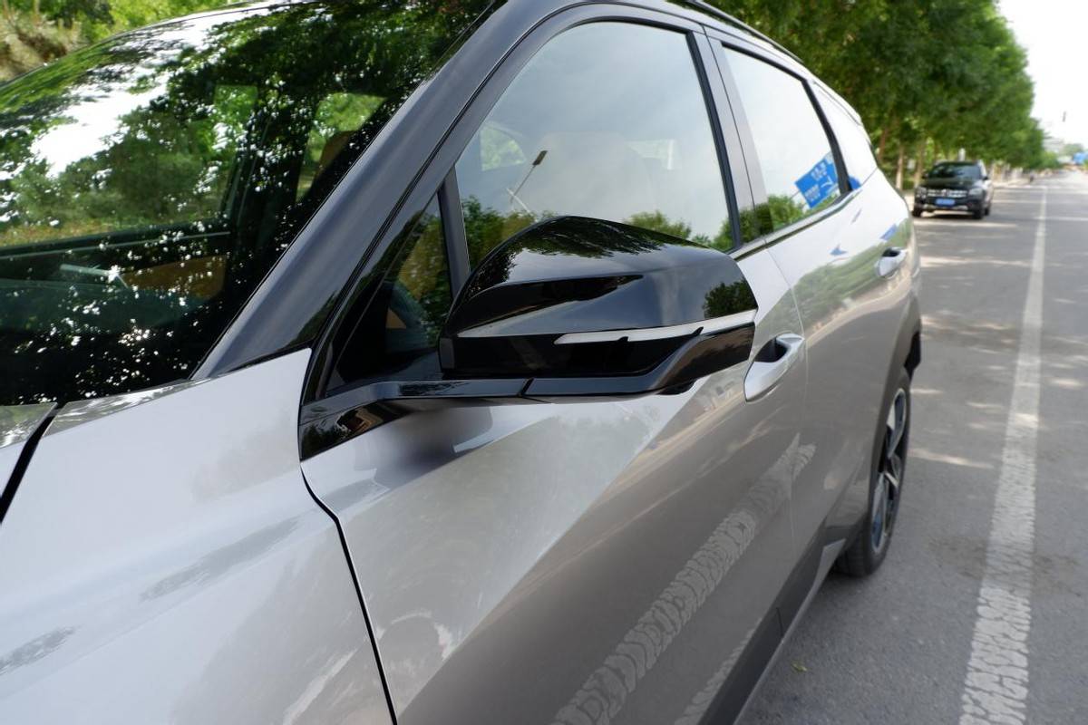 一个月卖出9673辆，是谁在追捧银河L7？_搜狐汽车_搜狐网