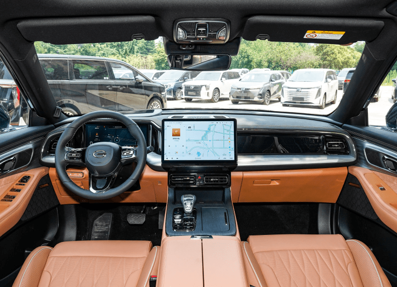 豪华硬朗各有所长！预算23万选红旗HS5还是传祺GS8_搜狐汽车_搜狐网