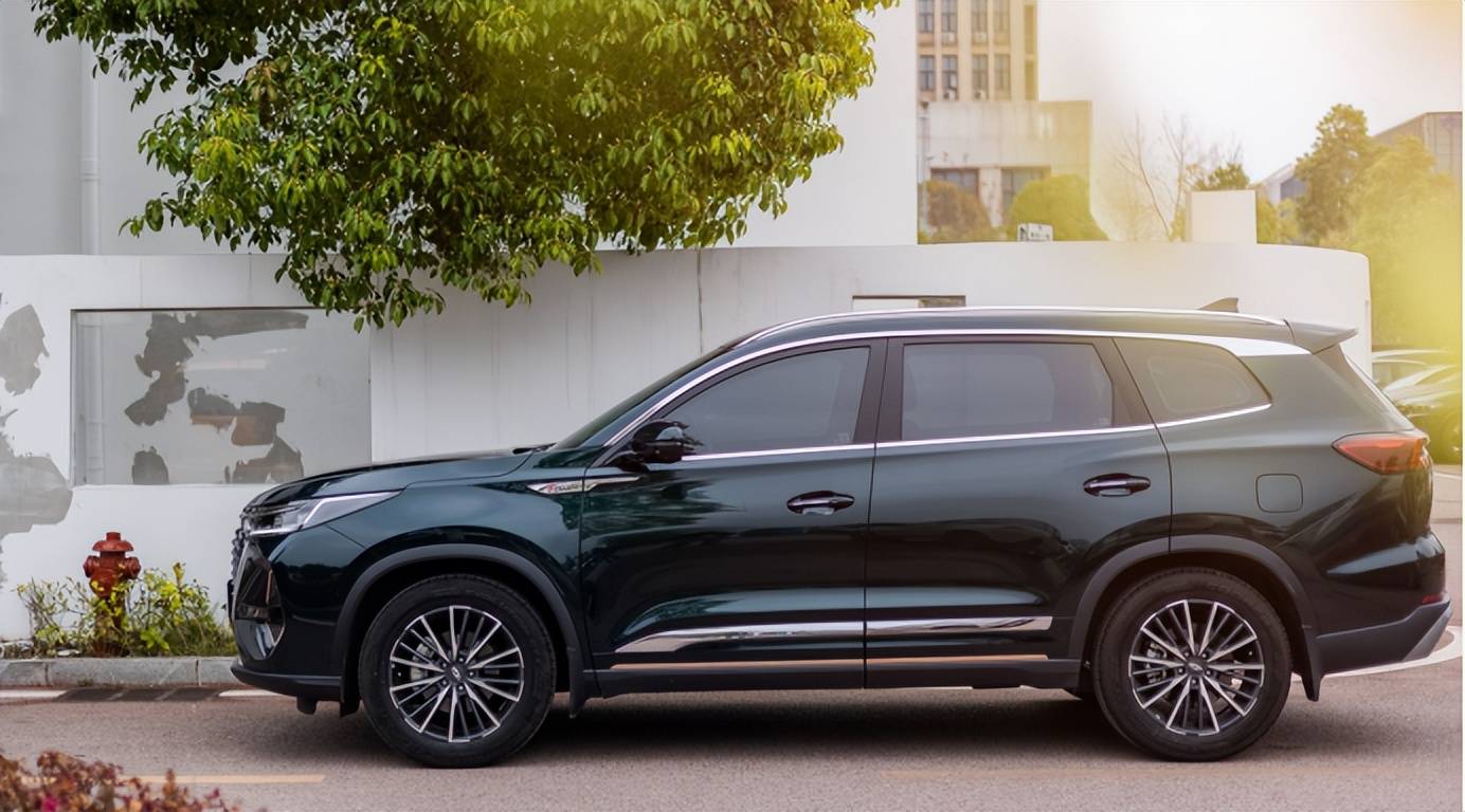 瑞虎8 PRO和第二代CS75PLUS对决，谁才是武林高手_搜狐汽车_搜狐网