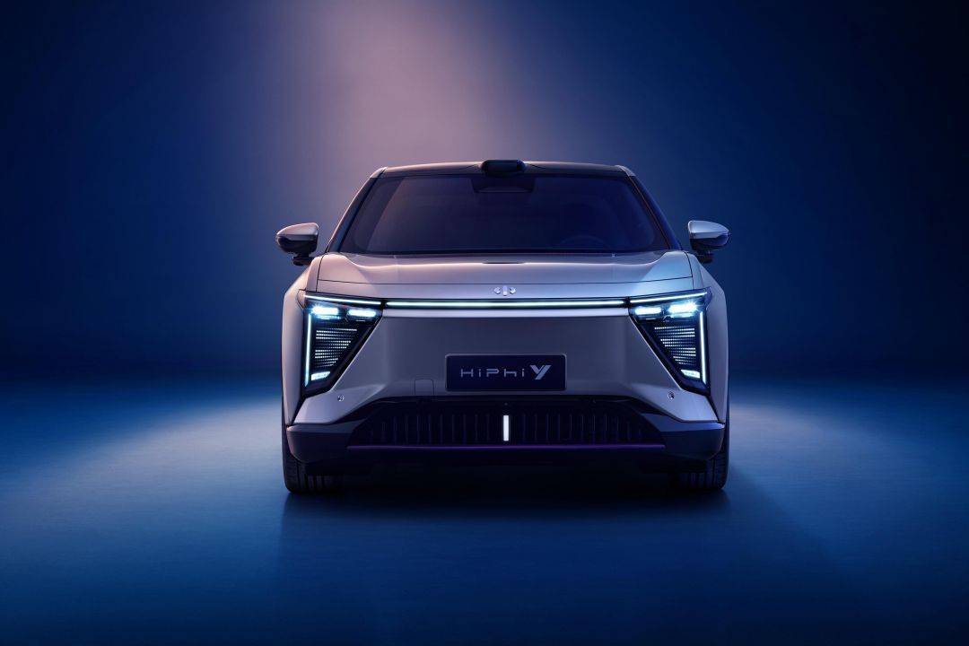 最高续航810km 搭载第二代NT展翼门 高合HiPhi Y上市售33.9万元起_搜狐汽车_搜狐网