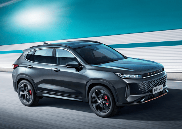 又一高颜值SUV，红色卡钳+双边四出排气，起步261马力，油耗7.68L_搜狐汽车_搜狐网