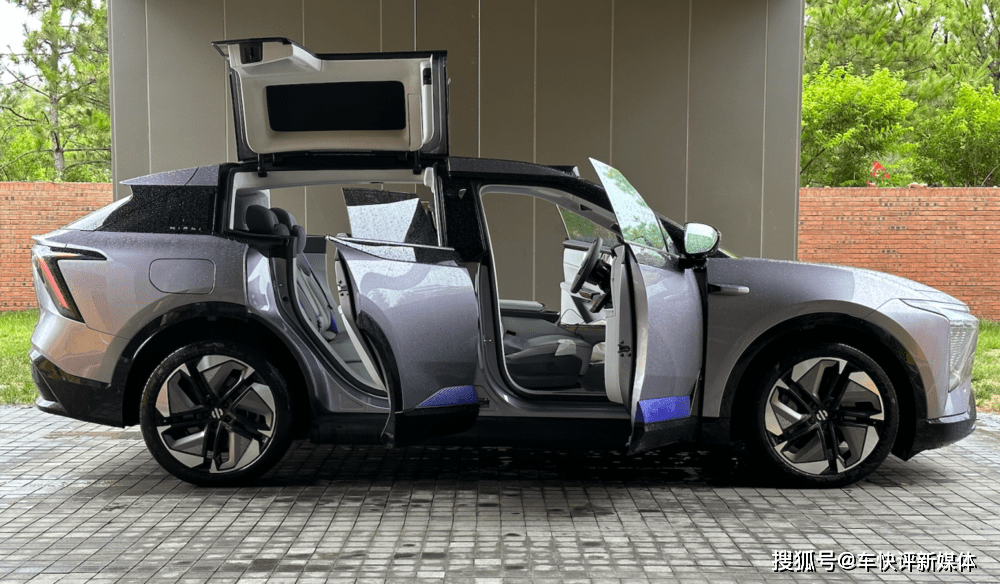 高合HiPhi Y正式：比预售价又便宜了3万，竞争蔚来ES6_搜狐汽车_搜狐网