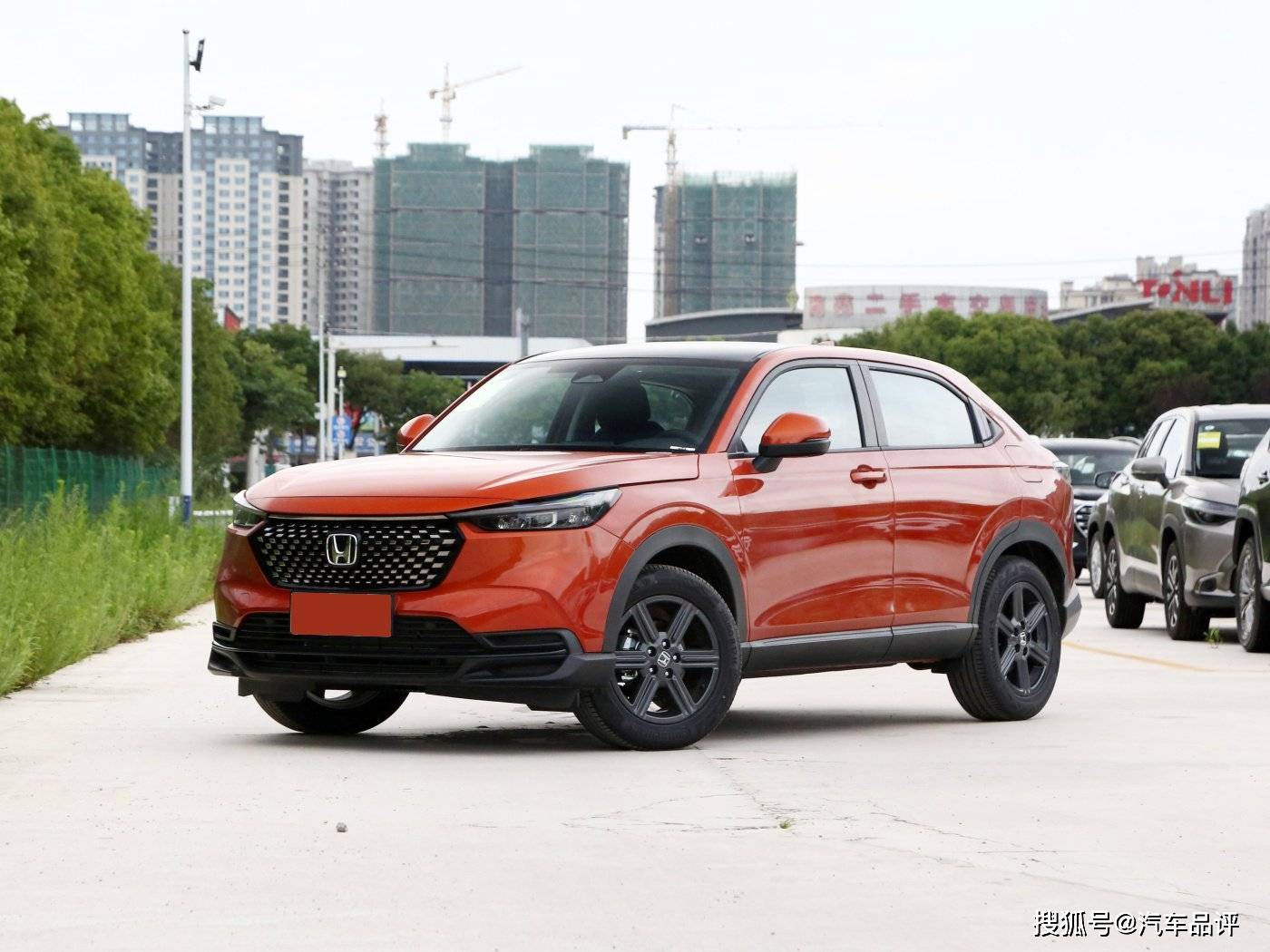 家用SUV怎么选？大众途岳、丰田锋兰达和本田XRV谁更强_搜狐汽车_搜狐网