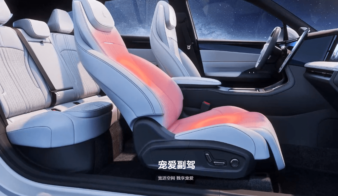 吉利银河L7首月卖出9673辆，引爆市场热潮！_搜狐汽车_搜狐网