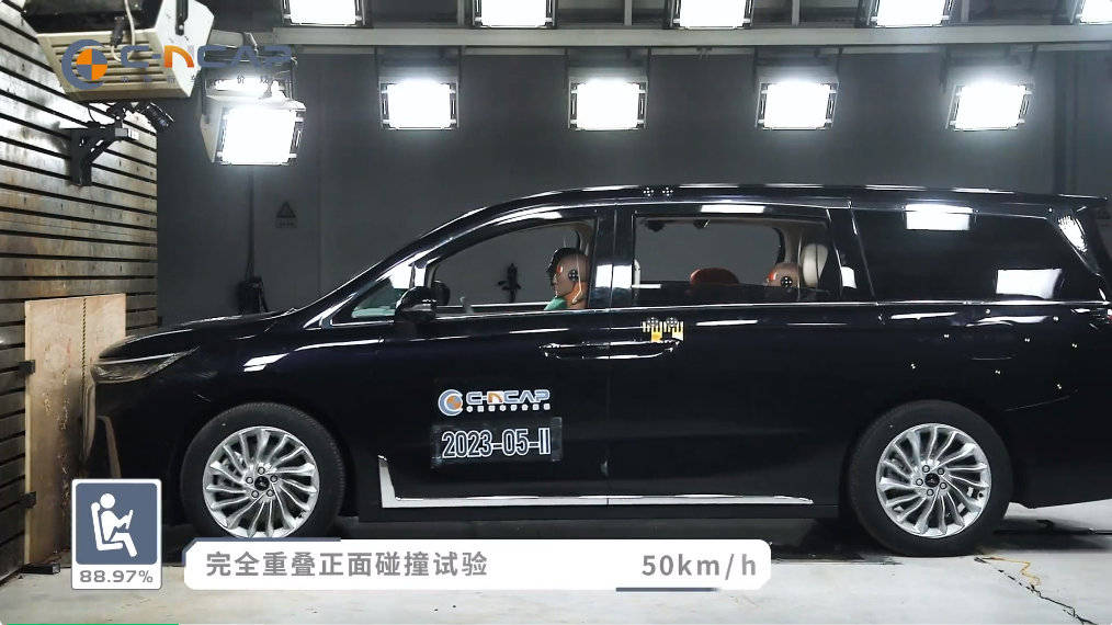 中国新能源MPV首家！岚图梦想家荣膺C-NCAP五星安全认证_搜狐汽车_搜狐网