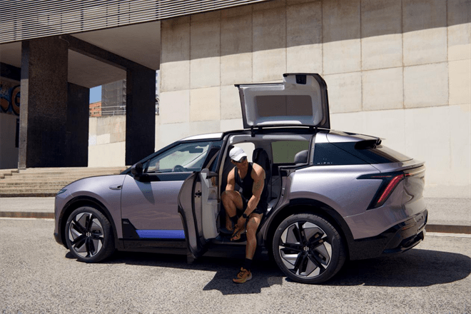 命运的齿轮转动之后，高合HiPhi Y与蔚来 ES6谁更值得“买票上车”？_搜狐汽车_搜狐网