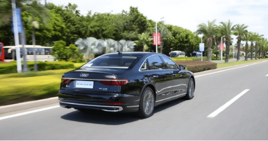 刘德华携手奥迪A8L分享多面的人生，给年轻人更多的信心_搜狐汽车_搜狐网