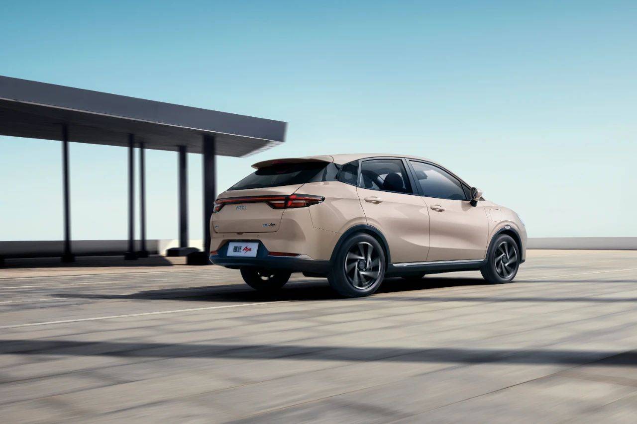 智能配置太香！哪吒AYA上市后，还考虑海鸥、缤果吗？_搜狐汽车_搜狐网