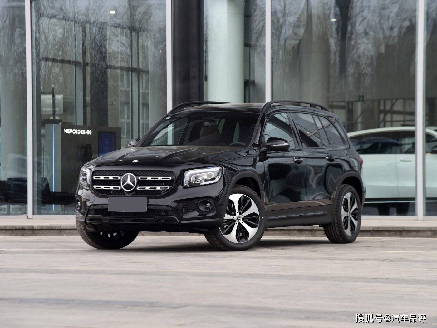 豪华紧凑型SUV之争，宝马X1深度对比奔驰GLB谁更强_搜狐汽车_搜狐网