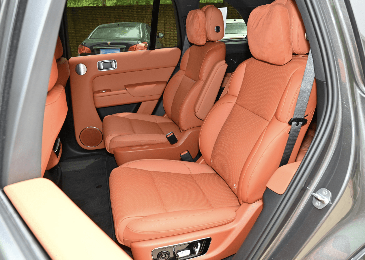 30多万预算买中大型混动SUV，腾势N8和理想L8该怎么选？_搜狐汽车_搜狐网